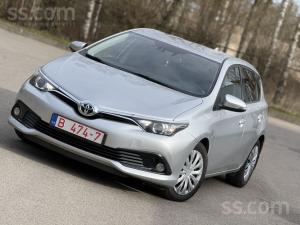 Grey Toyota Auris 2016 in Riga, with an engine capacity of 1.60 L and mileage of 0 thousand km for 6970 €, photo  on AUTOMOTO.COM.LV