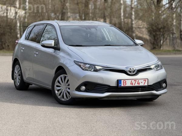 Pelēks Toyota Auris 2016 Rīga, ar dzinēja tilpumu 1.60 L un nobraukumu 0 tūkst. km par 6970 €, foto 4 vietnē AUTOMOTO.COM.LV