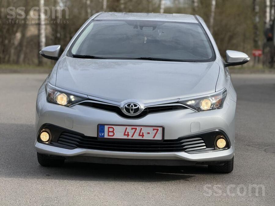 Pelēks Toyota Auris 2016 Rīga, ar dzinēja tilpumu 1.60 L un nobraukumu 0 tūkst. km par 6970 €, foto 6 vietnē AUTOMOTO.COM.LV