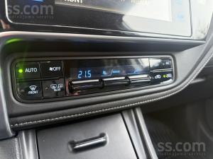 Pelēks Toyota Auris 2016 Rīga, ar dzinēja tilpumu 1.60 L un nobraukumu 0 tūkst. km par 6970 €, foto 26 vietnē AUTOMOTO.COM.LV
