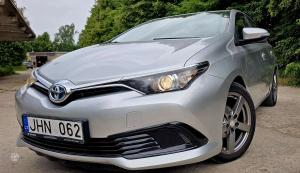 Pelēks Toyota Auris 2016 Šauļi, ar dzinēja tilpumu 1.36 L un nobraukumu 240 tūkst. km par 5150 €, foto 3 vietnē AUTOMOTO.COM.LV