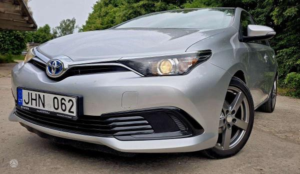 Pelēks Toyota Auris 2016 Šauļi, ar dzinēja tilpumu 1.36 L un nobraukumu 240 tūkst. km par 5150 €, foto 8 vietnē AUTOMOTO.COM.LV