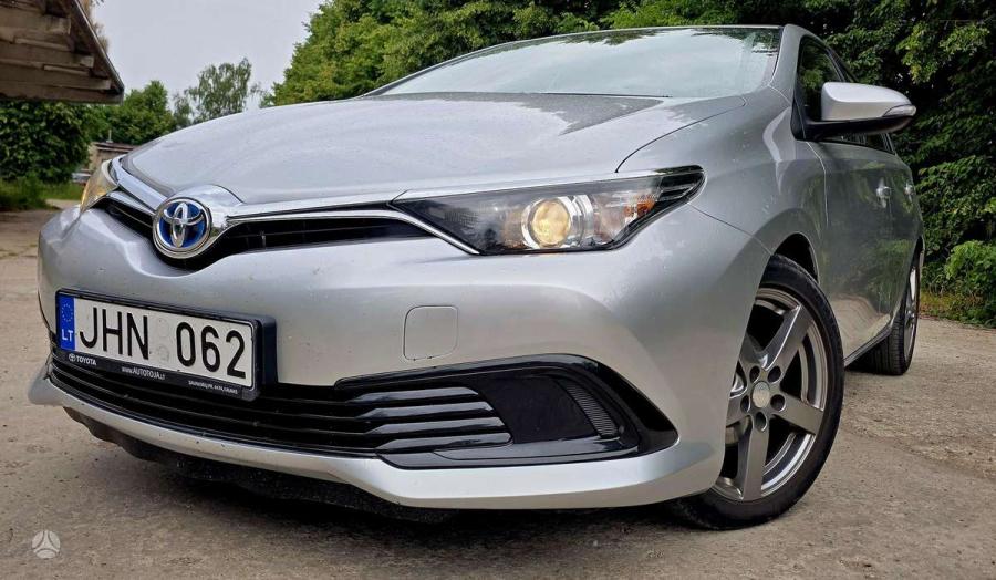 Pelēks Toyota Auris 2016 Šauļi, ar dzinēja tilpumu 1.36 L un nobraukumu 240 tūkst. km par 5150 €, foto 9 vietnē AUTOMOTO.COM.LV