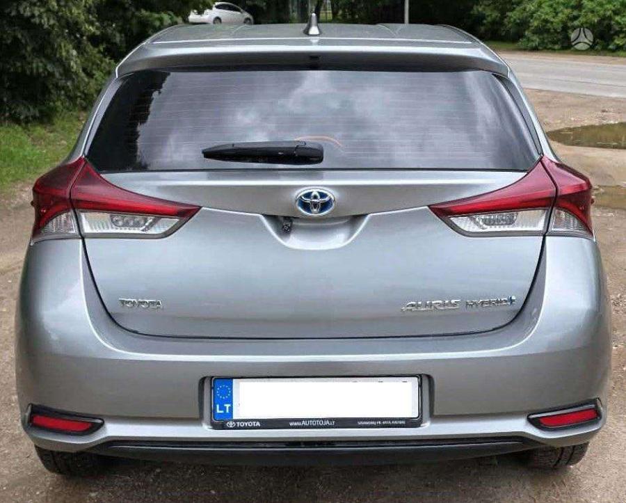 Pelēks Toyota Auris 2016 Viļņa, ar dzinēja tilpumu 1.80 L un nobraukumu 120 tūkst. km par 10499 €, foto 7 vietnē AUTOMOTO.COM.LV