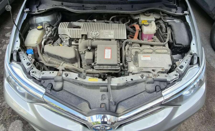 Pelēks Toyota Auris 2016 Viļņa, ar dzinēja tilpumu 1.80 L un nobraukumu 120 tūkst. km par 10499 €, foto 20 vietnē AUTOMOTO.COM.LV