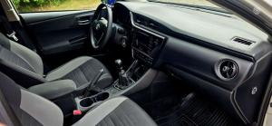 Grey Toyota Auris 2016 in Siauliai, with an engine capacity of 1.36 L and mileage of 240 thousand km for 5150 €, photo 27 on AUTOMOTO.COM.LV