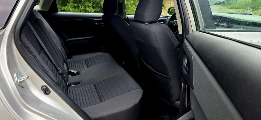 Grey Toyota Auris 2016 in Siauliai, with an engine capacity of 1.36 L and mileage of 240 thousand km for 5150 €, photo 29 on AUTOMOTO.COM.LV