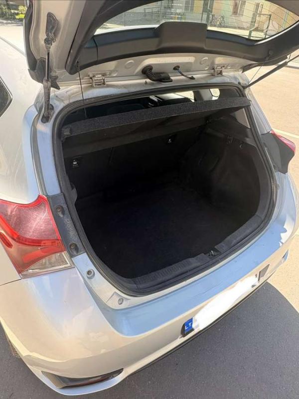 Pelēks Toyota Auris 2016 Radviliškis, ar dzinēja tilpumu 1.36 L un nobraukumu 156 tūkst. km par 6500 €, foto 6 vietnē AUTOMOTO.COM.LV