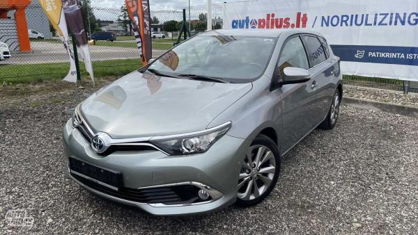 Grey Toyota Auris 2016 in Marijampole, with an engine capacity of 1.80 L and mileage of 86 thousand km for 12990 €, photo 1 on AUTOMOTO.COM.LV