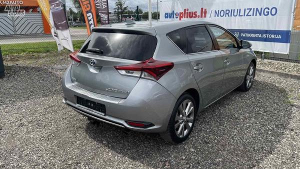 Grey Toyota Auris 2016 in Marijampole, with an engine capacity of 1.80 L and mileage of 86 thousand km for 12990 €, photo 8 on AUTOMOTO.COM.LV