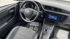 Pelēks Toyota Auris 2016 Marijampole, ar dzinēja tilpumu 1.80 L un nobraukumu 86 tūkst. km par 12990 €, foto 5 vietnē AUTOMOTO.COM.LV