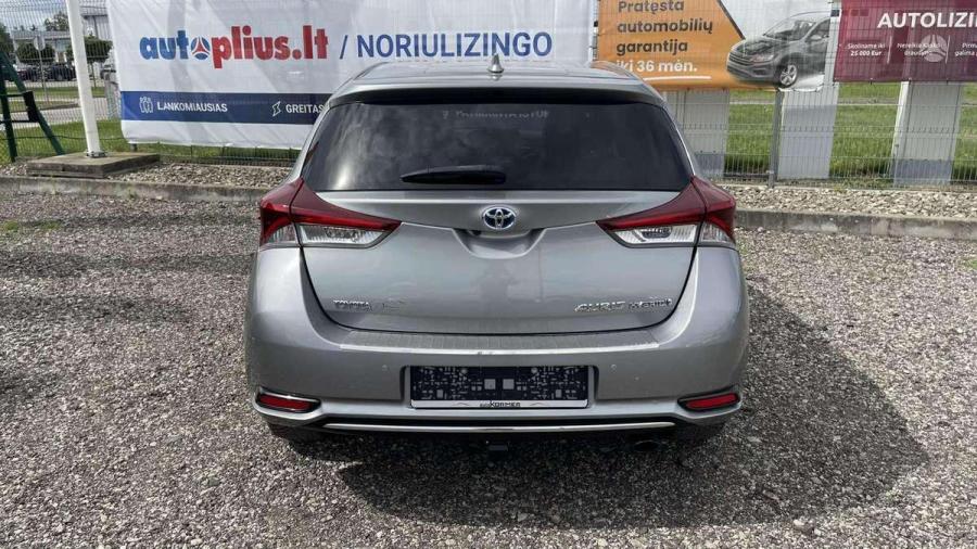 Pelēks Toyota Auris 2016 Marijampole, ar dzinēja tilpumu 1.80 L un nobraukumu 86 tūkst. km par 12990 €, foto 10 vietnē AUTOMOTO.COM.LV