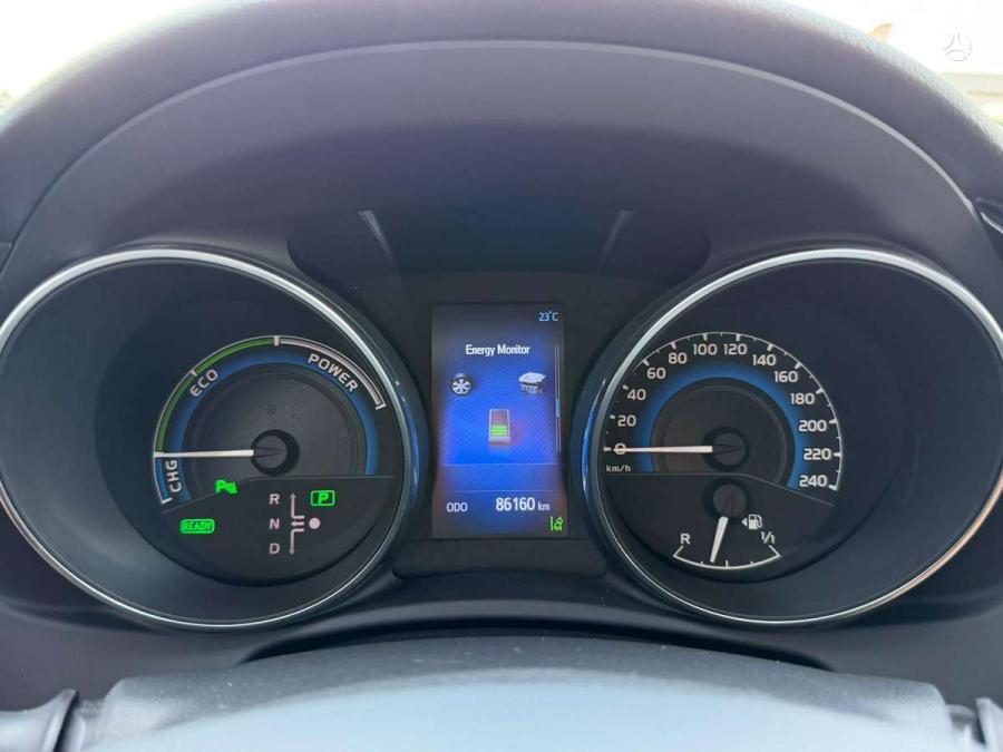 Pelēks Toyota Auris 2016 Marijampole, ar dzinēja tilpumu 1.80 L un nobraukumu 86 tūkst. km par 12990 €, foto 44 vietnē AUTOMOTO.COM.LV