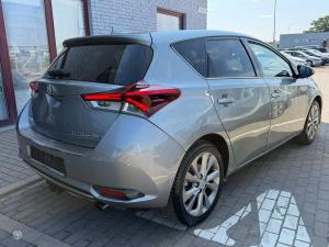 Grey Toyota Auris 2016 in Marijampole, with an engine capacity of 1.80 L and mileage of 86 thousand km for 12790 €, photo 6 on AUTOMOTO.COM.LV