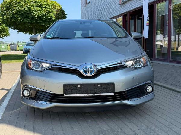 Grey Toyota Auris 2016 in Marijampole, with an engine capacity of 1.80 L and mileage of 86 thousand km for 12790 €, photo 7 on AUTOMOTO.COM.LV
