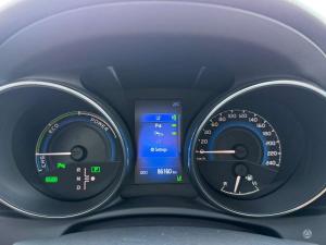 Grey Toyota Auris 2016 in Marijampole, with an engine capacity of 1.80 L and mileage of 86 thousand km for 12790 €, photo 11 on AUTOMOTO.COM.LV