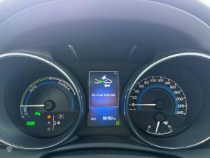 Grey Toyota Auris 2016 in Marijampole, with an engine capacity of 1.80 L and mileage of 86 thousand km for 12790 €, photo 12 on AUTOMOTO.COM.LV