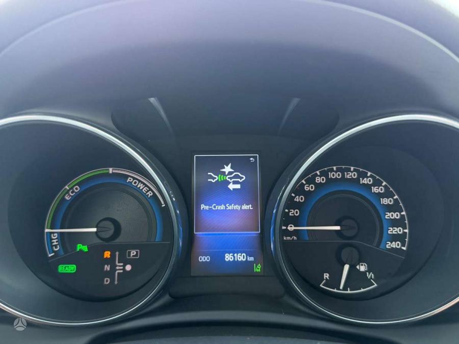 Grey Toyota Auris 2016 in Marijampole, with an engine capacity of 1.80 L and mileage of 86 thousand km for 12790 €, photo 12 on AUTOMOTO.COM.LV