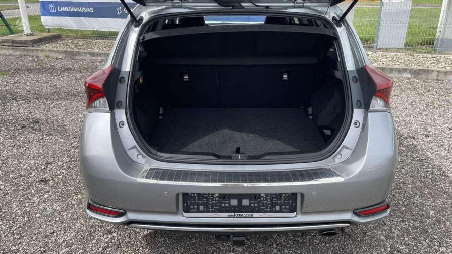 Grey Toyota Auris 2016 in Marijampole, with an engine capacity of 1.80 L and mileage of 86 thousand km for 12790 €, photo 19 on AUTOMOTO.COM.LV