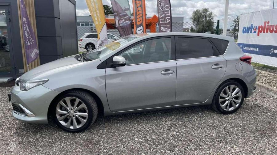 Grey Toyota Auris 2016 in Marijampole, with an engine capacity of 1.80 L and mileage of 86 thousand km for 12790 €, photo 25 on AUTOMOTO.COM.LV