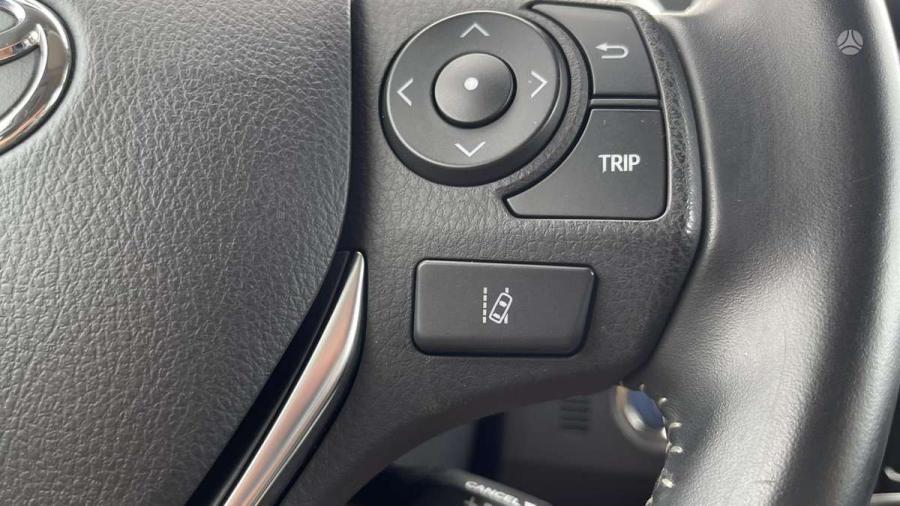 Grey Toyota Auris 2016 in Marijampole, with an engine capacity of 1.80 L and mileage of 86 thousand km for 12790 €, photo 36 on AUTOMOTO.COM.LV