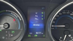 Grey Toyota Auris 2016 in Marijampole, with an engine capacity of 1.80 L and mileage of 86 thousand km for 12790 €, photo 38 on AUTOMOTO.COM.LV