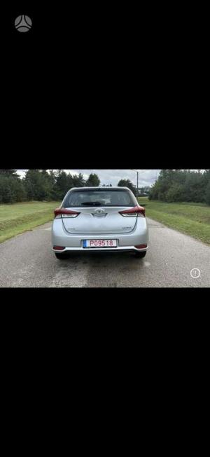 Grey Toyota Auris 2016 in Kaunas, with an engine capacity of 1.36 L and mileage of 158 thousand km for 6300 €, photo 14 on AUTOMOTO.COM.LV