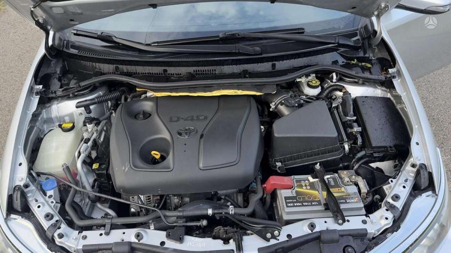 Grey Toyota Auris 2016 in Kaunas, with an engine capacity of 1.36 L and mileage of 158 thousand km for 6300 €, photo 17 on AUTOMOTO.COM.LV