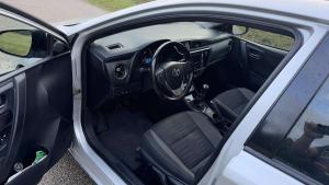 Grey Toyota Auris 2016 in Kaunas, with an engine capacity of 1.36 L and mileage of 158 thousand km for 6300 €, photo 21 on AUTOMOTO.COM.LV