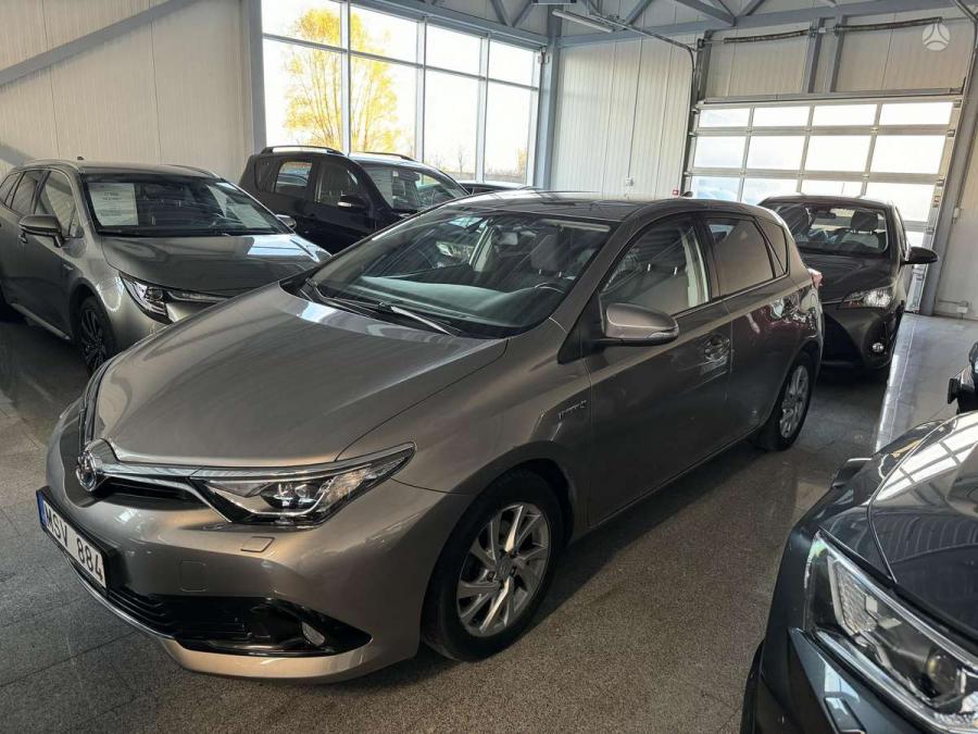 Pelēks Toyota Auris 2016 Klaipėda, ar dzinēja tilpumu 0.00 L un nobraukumu 142 tūkst. km par 12700 €, foto 4 vietnē AUTOMOTO.COM.LV