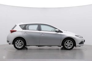 Grey Toyota Auris 2017 in Vilnius, with an engine capacity of 1.60 L and mileage of 77 thousand km for 9900 €, photo 17 on AUTOMOTO.COM.LV