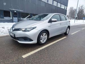 Pelēks Toyota Auris 2017 Viļņa, ar dzinēja tilpumu 1.80 L un nobraukumu 188 tūkst. km par 9850 €, foto 4 vietnē AUTOMOTO.COM.LV