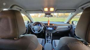 Grey Toyota Auris 2017 in Kaunas, with an engine capacity of 1.60 L and mileage of 81 thousand km for 11700 €, photo 13 on AUTOMOTO.COM.LV