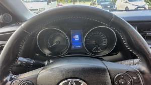 Grey Toyota Auris 2017 in Vilnius, with an engine capacity of 1.80 L and mileage of 117 thousand km for 12500 €, photo 12 on AUTOMOTO.COM.LV