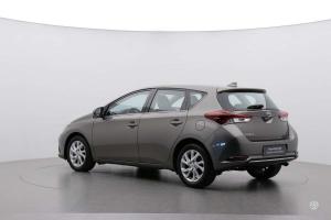 Grey Toyota Auris 2017 in Vilnius, with an engine capacity of 1.60 L and mileage of 144 thousand km for 10900 €, photo 19 on AUTOMOTO.COM.LV