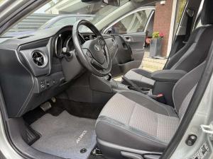 Pelēks Toyota Auris 2017 Viļņa, ar dzinēja tilpumu 1.80 L un nobraukumu 174 tūkst. km par 13000 €, foto 15 vietnē AUTOMOTO.COM.LV