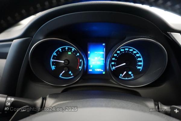 Grey Toyota Auris 2018 in Tartu, with an engine capacity of 1.60 L and mileage of 117 thousand km for 12390 €, photo 11 on AUTOMOTO.COM.LV