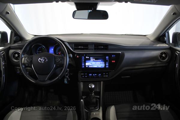 Pelēks Toyota Auris 2018 Tallina, ar dzinēja tilpumu 1.60 L un nobraukumu 48 tūkst. km par 9990 €, foto 7 vietnē AUTOMOTO.COM.LV