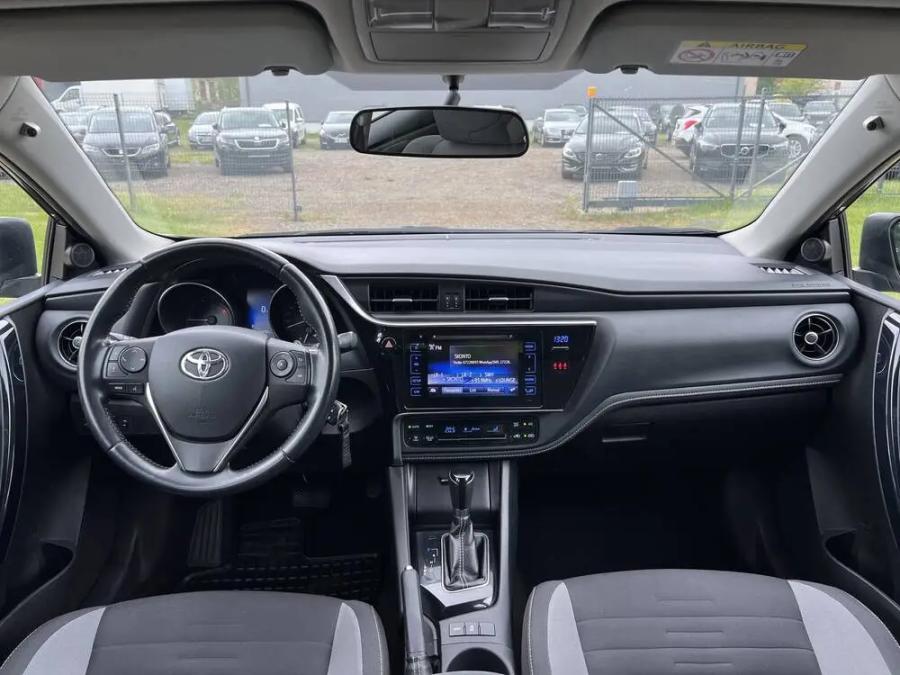 Pelēks Toyota Auris 2018 Rīga, ar dzinēja tilpumu 1.60 L un nobraukumu 151 tūkst. km par 9950 €, foto 13 vietnē AUTOMOTO.COM.LV