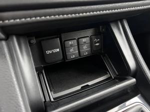 Pelēks Toyota Auris 2018 Rīga, ar dzinēja tilpumu 1.60 L un nobraukumu 151 tūkst. km par 9950 €, foto 18 vietnē AUTOMOTO.COM.LV