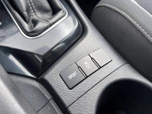 Pelēks Toyota Auris 2018 Rīga, ar dzinēja tilpumu 1.60 L un nobraukumu 151 tūkst. km par 9950 €, foto 19 vietnē AUTOMOTO.COM.LV