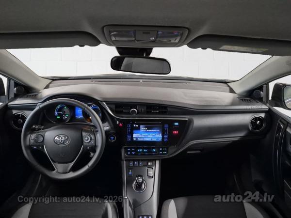 Pelēks Toyota Auris 2018 Tallina, ar dzinēja tilpumu 1.80 L un nobraukumu 120 tūkst. km par 11990 €, foto 8 vietnē AUTOMOTO.COM.LV