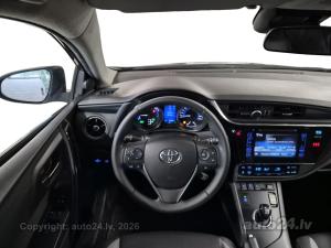 Серый Тойота Аурис 2018 в Таллин, объемом двигателя 1.80 л и пробегом 120 тыс. км за 11990 €, фото 10 на AUTOMOTO.COM.LV