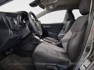 Серый Тойота Аурис 2018 в Таллин, объемом двигателя 1.80 л и пробегом 120 тыс. км за 11990 €, фото 12 на AUTOMOTO.COM.LV
