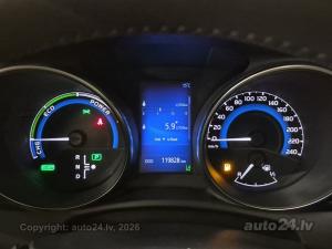 Серый Тойота Аурис 2018 в Таллин, объемом двигателя 1.80 л и пробегом 120 тыс. км за 11990 €, фото 14 на AUTOMOTO.COM.LV