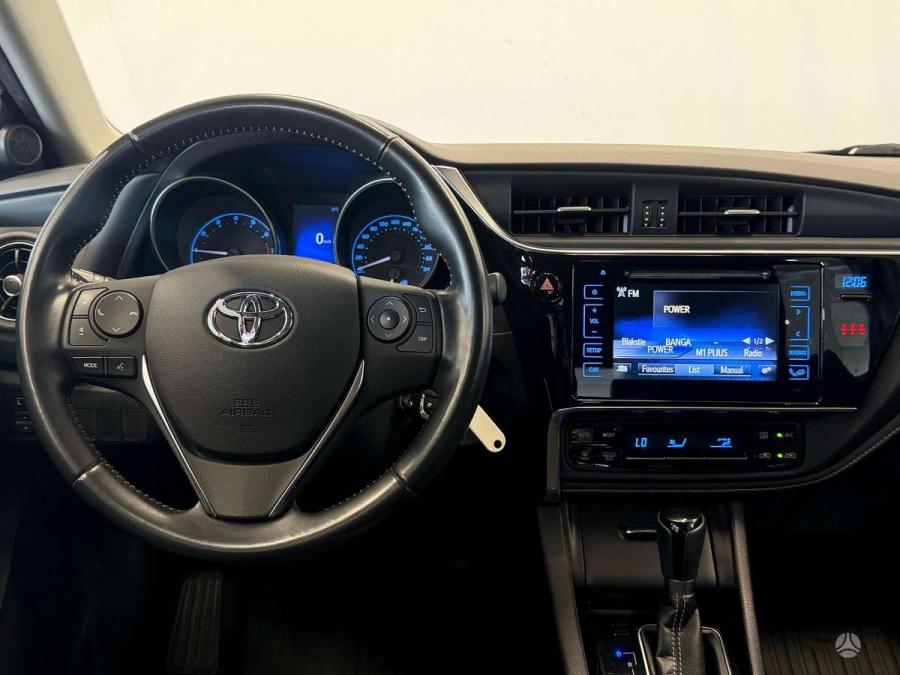 Pelēks Toyota Auris 2018 Kauņa, ar dzinēja tilpumu 1.60 L un nobraukumu 51 tūkst. km par 12900 €, foto 10 vietnē AUTOMOTO.COM.LV