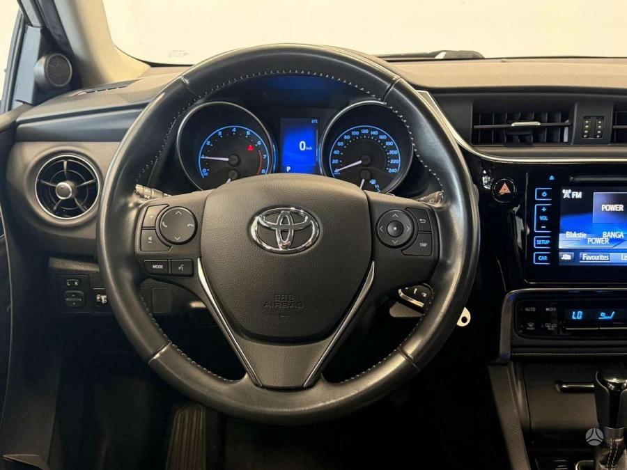 Pelēks Toyota Auris 2018 Kauņa, ar dzinēja tilpumu 1.60 L un nobraukumu 51 tūkst. km par 12900 €, foto 13 vietnē AUTOMOTO.COM.LV