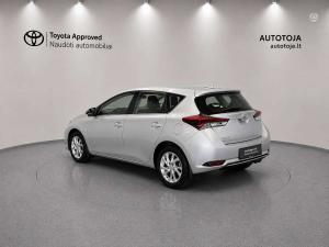 Pelēks Toyota Auris 2018 Kauņa, ar dzinēja tilpumu 1.60 L un nobraukumu 51 tūkst. km par 12900 €, foto 18 vietnē AUTOMOTO.COM.LV