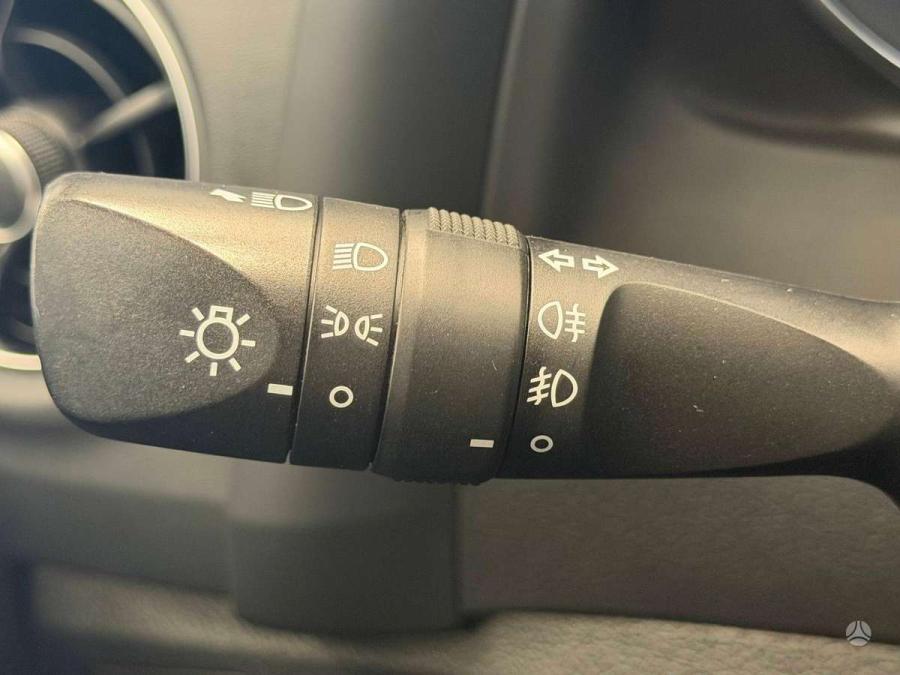 Pelēks Toyota Auris 2018 Kauņa, ar dzinēja tilpumu 1.60 L un nobraukumu 51 tūkst. km par 12900 €, foto 28 vietnē AUTOMOTO.COM.LV