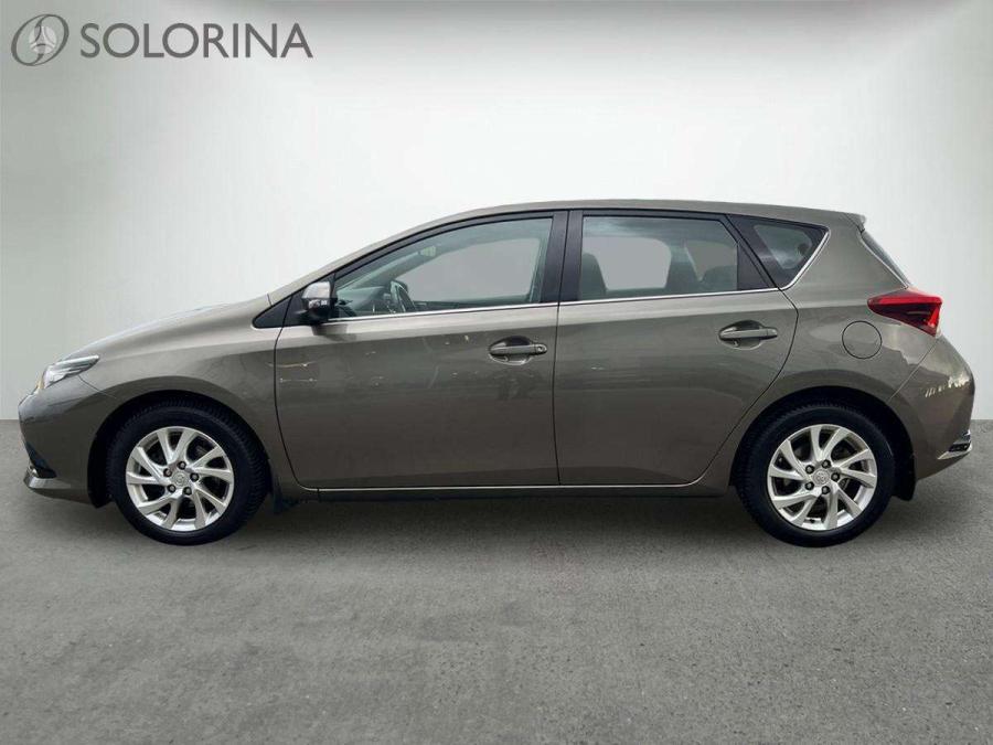 Grey Toyota Auris 2018 in Klaipeda, with an engine capacity of 1.20 L and mileage of 128 thousand km for 12300 €, photo 4 on AUTOMOTO.COM.LV